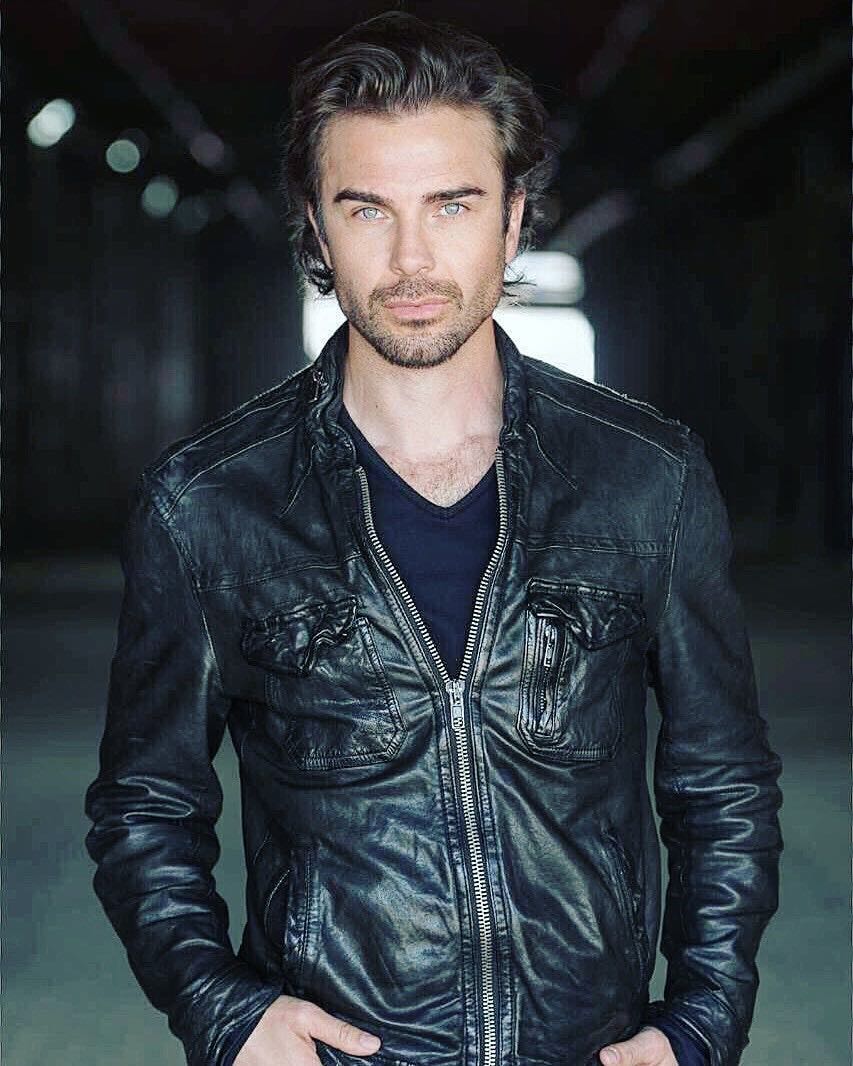 Антон Касабов